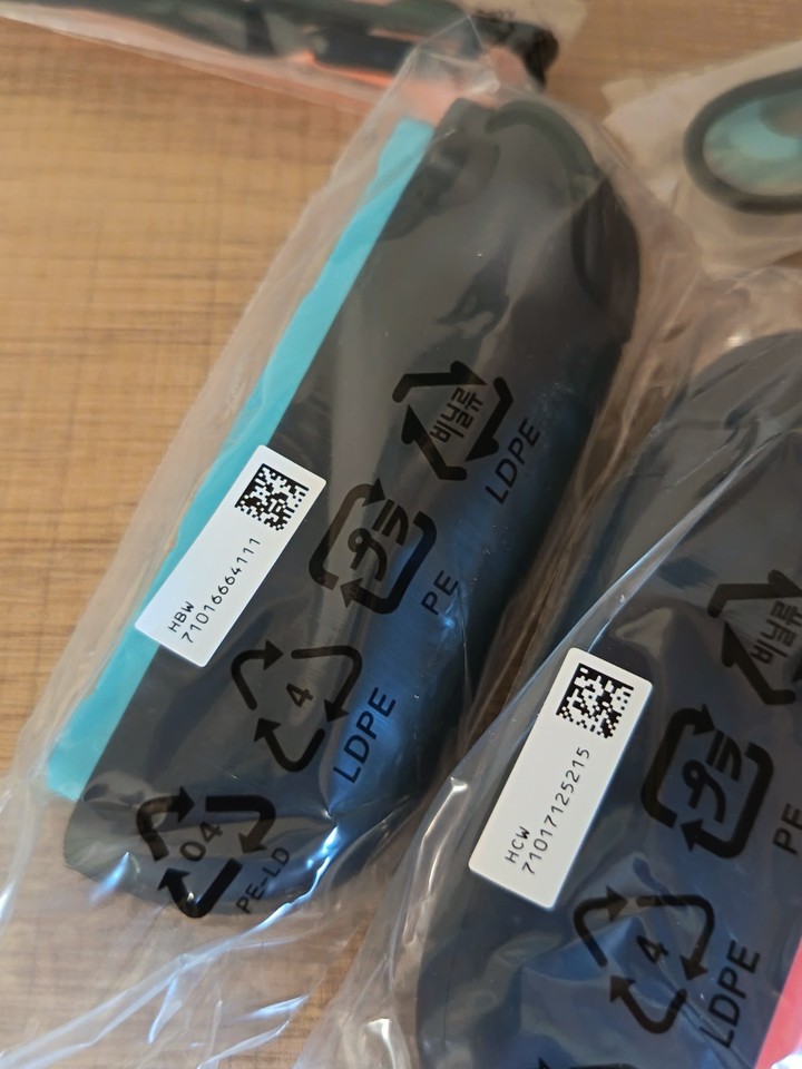 Official Nintendo Switch 2 Joy-Con 2 Pair + GRIP - Brand New (Switch 2 ...