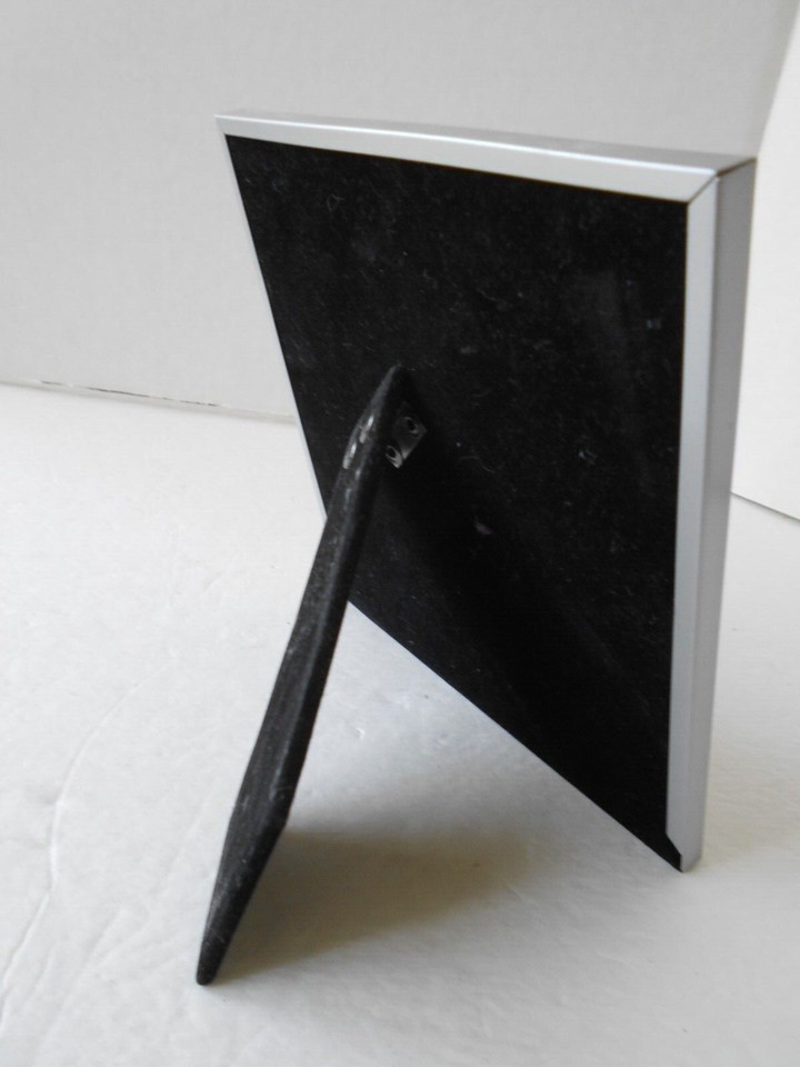 PHOTO FRAME "FRIENDS' SILVER FOR 6" X 4" PHOTO 7X6" OVERALL ~ NEW | eBay