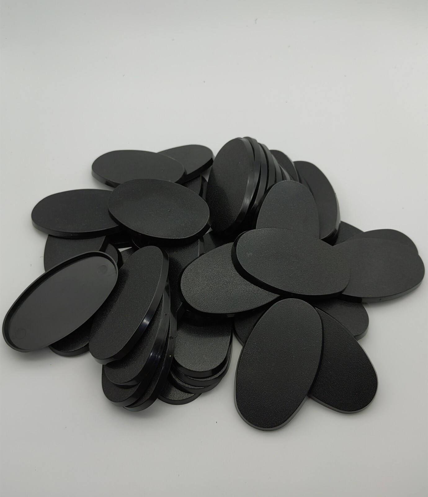 Lot Of 50 75mm x 42mm Oval Bases Used For Warhammer 40k & AoS Games ...