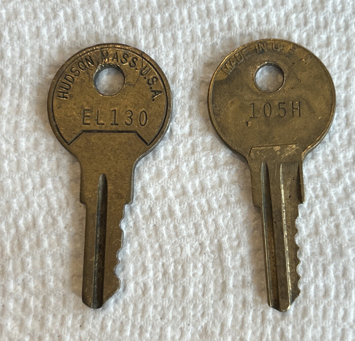 (2) Vintage Key Hudson Lock EL130 and 105H USA Tool Box, File cabinet ...