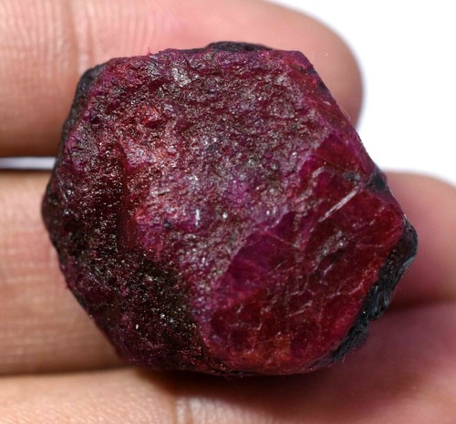 113.05 Ct Natural Mozambique Red Ruby GGL Certified Specimen Rough ...