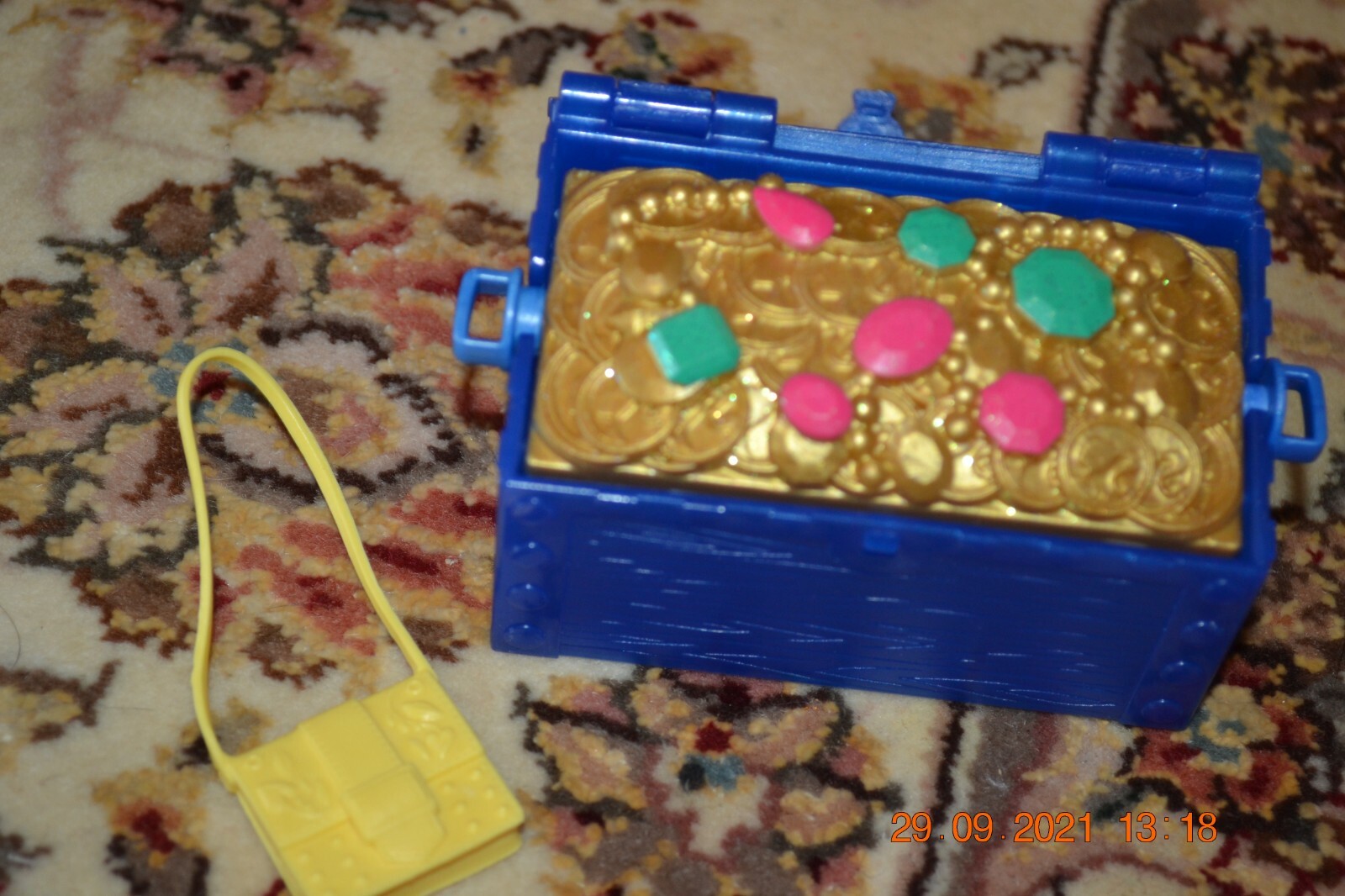 Vintage Barbie Treasure Chest and Purse (#190) | eBay
