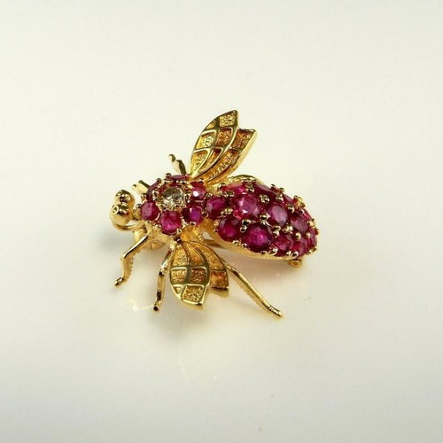 Pink Ruby Bee Design Pin Brooch Yellow gold plated Silver Valentine ...