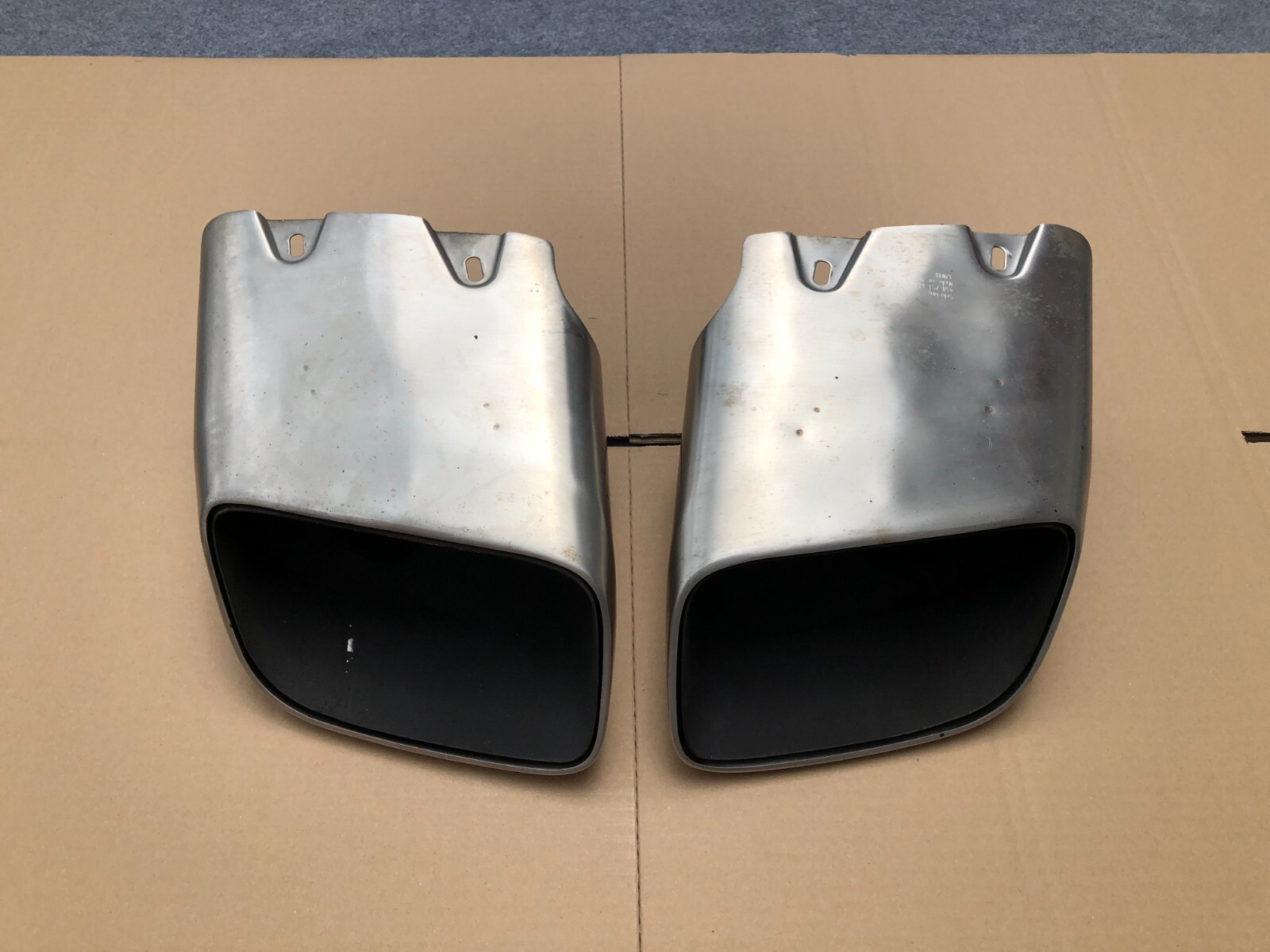 Porsche Macan 95B Endrohr Auspuffblende Auspuff 95B253681 95B253682 L+R ...