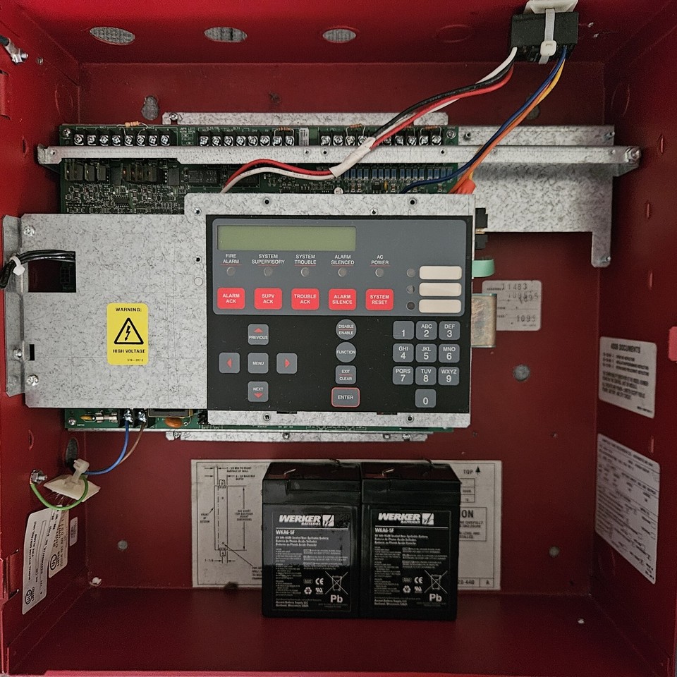 Simplex 4006-9101 Fire Alarm Control Panel **NEEDS MAINTENANCE, READ ...