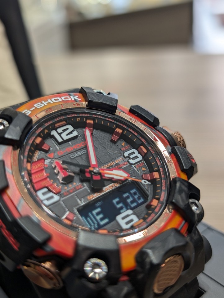 CASIO G-SHOCK MUDMASTER GWG2040FR-1A 40th "Flare Red" LIMITED EDITION ...