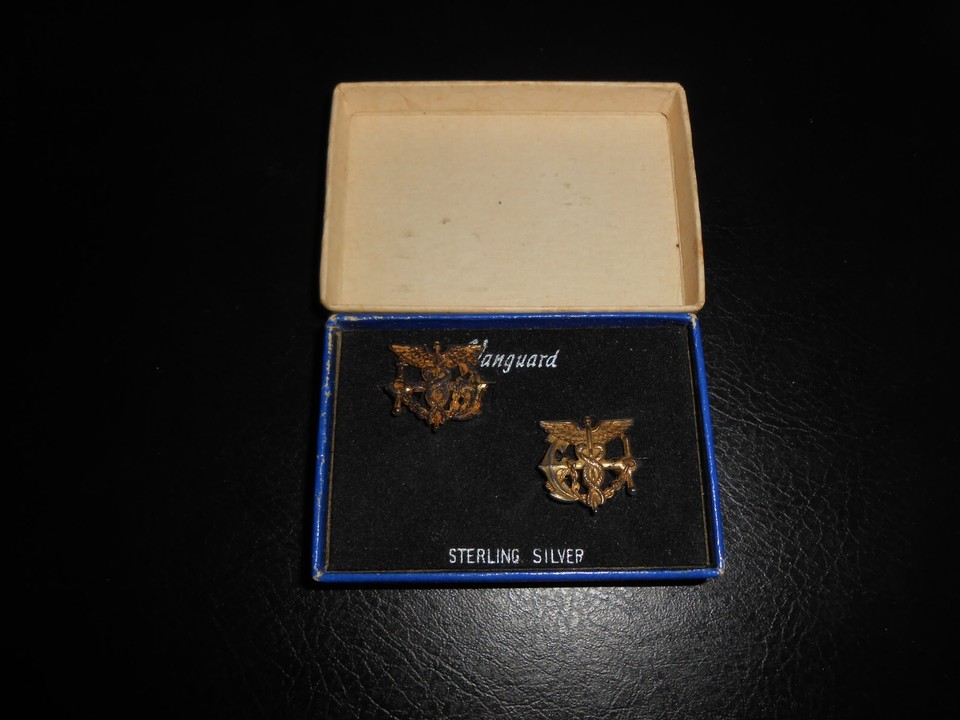 WWII US Navy Medical Doctor Student Sterling Collar Insignia, Vanguard ...