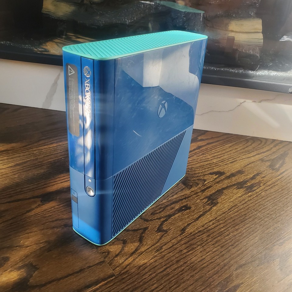 Microsoft Xbox 360 E Special Edition Call of Duty Blue Teal Console ...