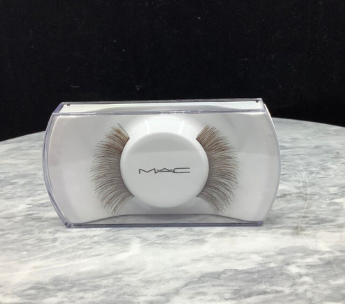 MAC EYELASHES 34 BOSS BABE LASH NEW IN CASE (1PAIR) | eBay