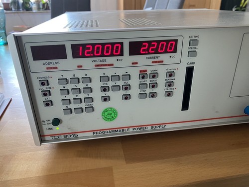 Toellner TOE 8815 -32 Netzte bs 32V/10A MOD/Prg bs 1000Pkte GPIB RS232 ...