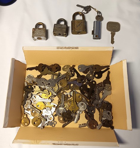 Lot VTG misc keys, padlocks, and safety deposit key ? (bank unknown) | eBay