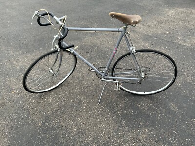 Vintage Bicycles - Vintage Fuji - Nelo's Cycles