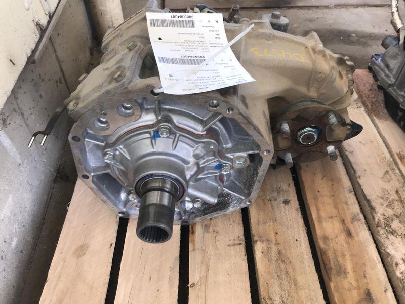2005-2006 Toyota Tundra Transfer Case Assembly | Genuine OEM