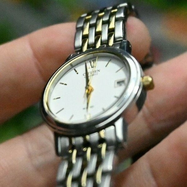 Citizen Quartz Ladies Watch WR50 1012-S038570 Two Tone Gold Silver Face ...