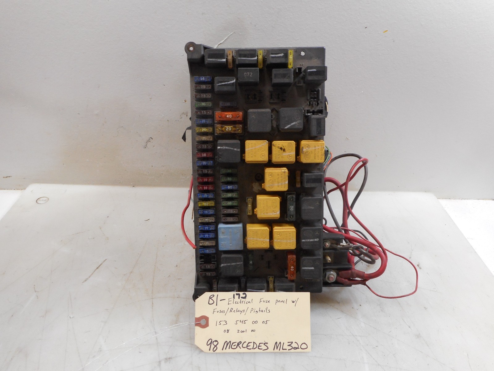 1998 MERCEDES ML320 OEM ELECTRICAL FUSE PANEL W/FUSES RELAYS PIGTAILS ...