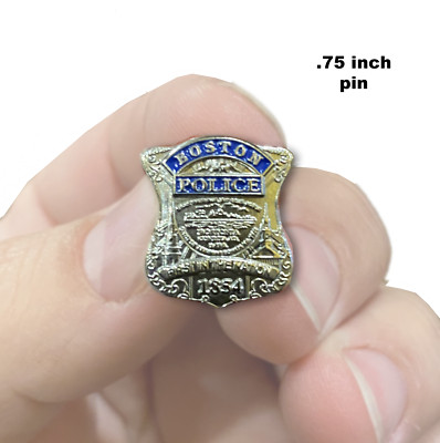 Boston Police Officer Pin CC-018 ZQ-61A | eBay