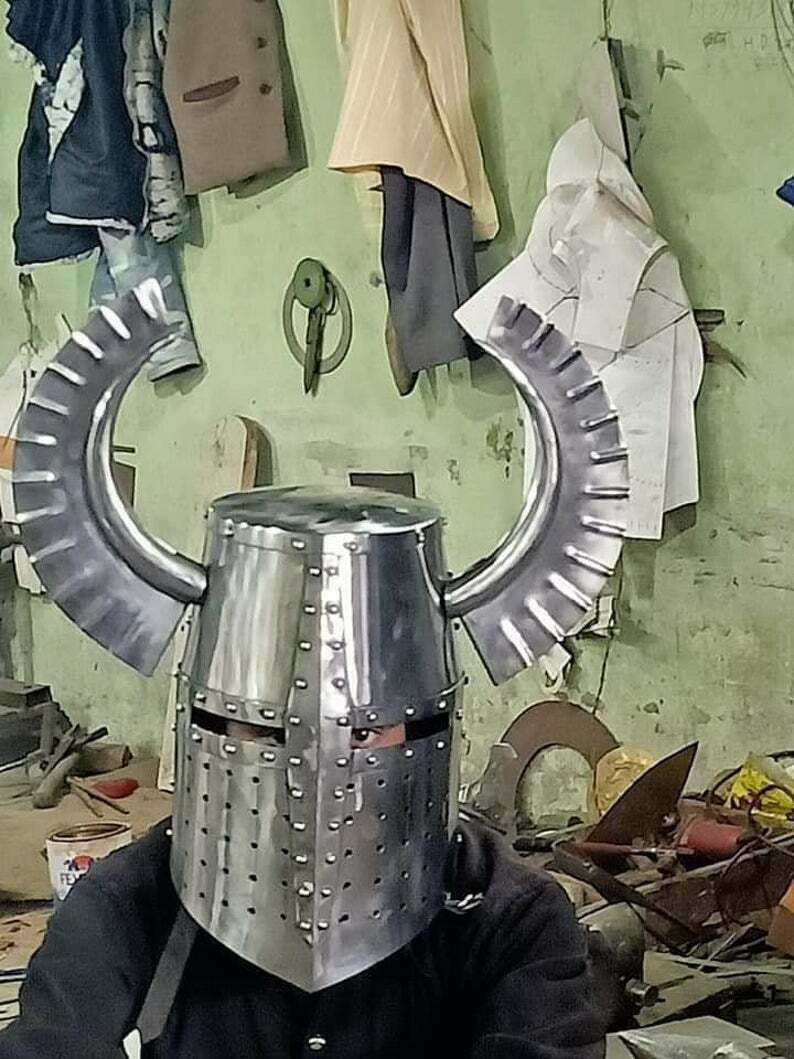 18 gauge Medieval Knight Great Armour Helmet with solid metal horn | eBay