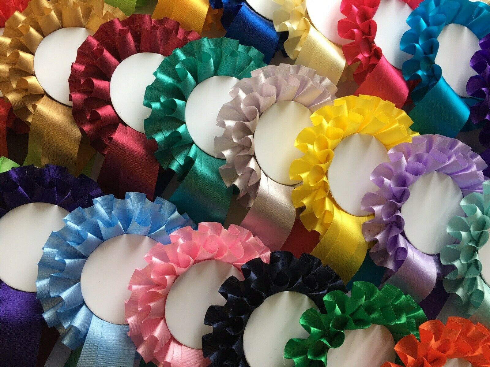 2 Tier Blank rosettes, 5 rosettes, personalise yourself Plain White ...