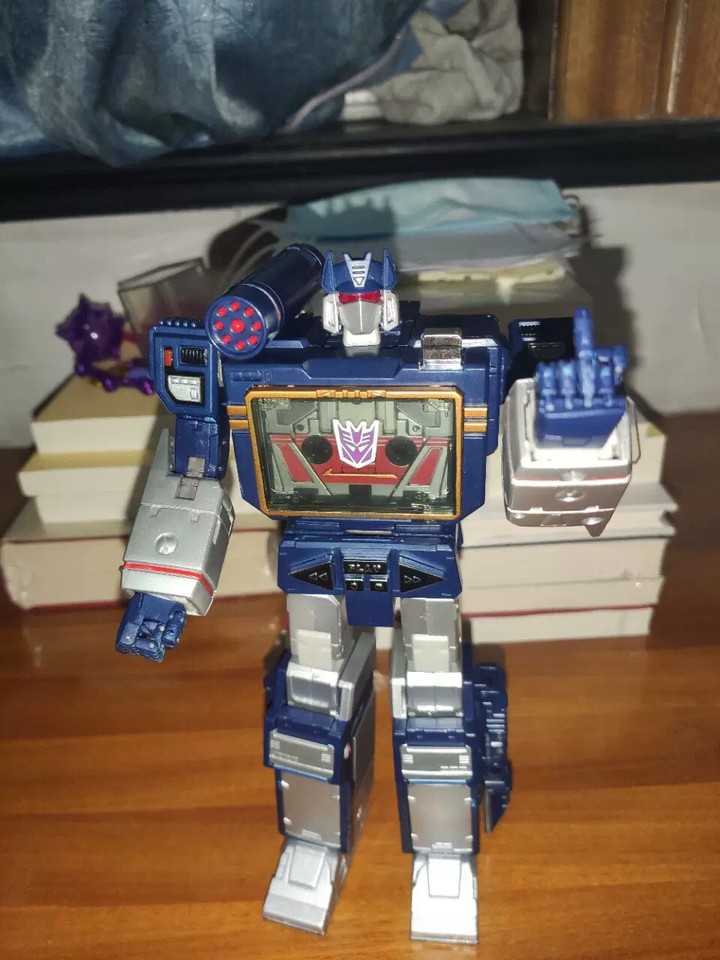 Transformers Toy Masterpiece MP-13 Soundwave w/Laserbeak Cassette In ...