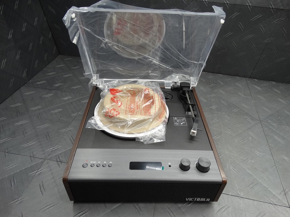 Victrola Eastwood Signature Bluetooth Streaming Record Player in ...