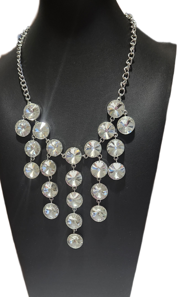 Paparazzi Spotlight Stunner Necklace & Earrings -White | eBay