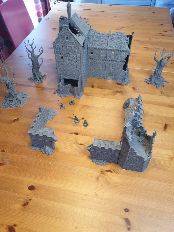 Ruined Castle - Wargaming Terrain 28mm - Fantasy/Historical | eBay UK