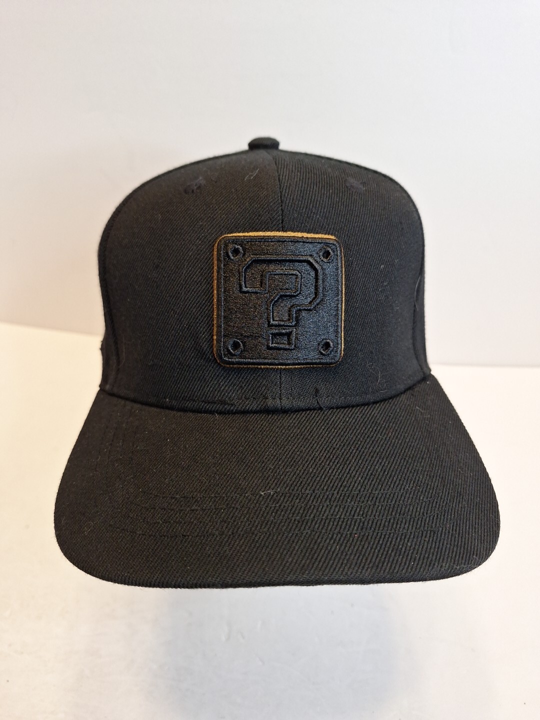 Controller Gear Snapback Cap - Super Mario Bros Quest… - Gem