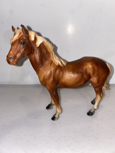 Vintage 1st Generation Chestnut Breyer Horse Mini Mustang Figure ...
