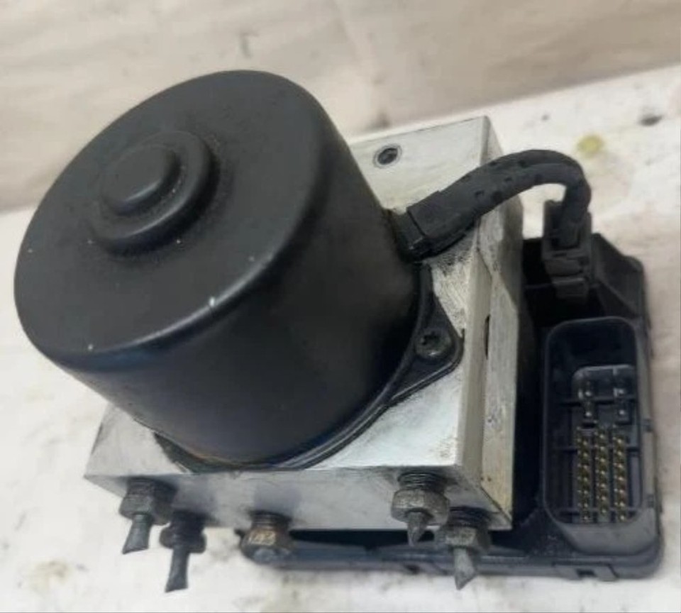 1999-2001 Jeep Grand Cherokee ABS Anti-Lock Brake Pump Module Assembly ...