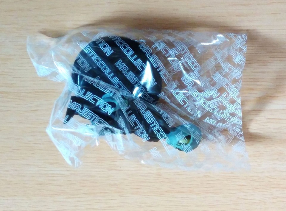 GRAY ALIEN FIGURE /Reticulum Zeta planet Grey /Majestic collection /New ...