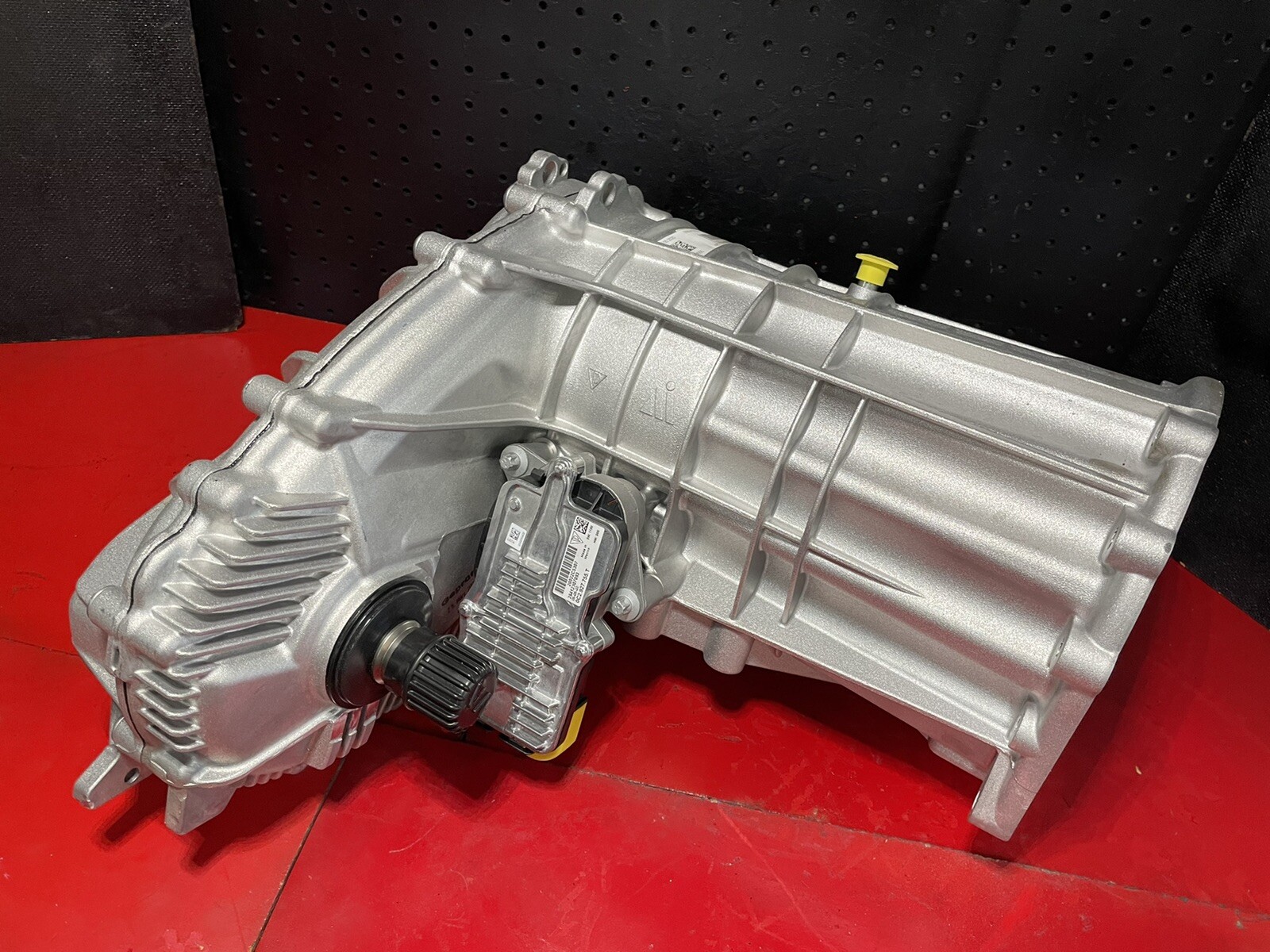 2016 Porsche Cayenne Transfer Case 3.6l Base Model 95834101028 for sale ...