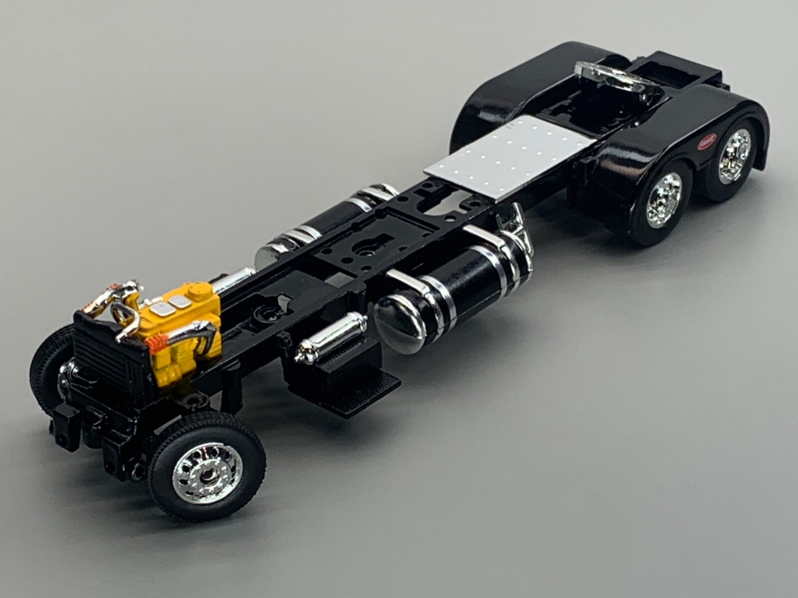 1/64 DCP PARTS BLACK 300" PETERBILT 359/379/389 CHASSIS W/ WTI FENDERS ...