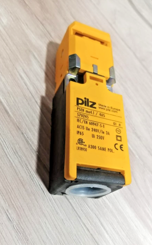 1PC- PILZ 570245 PSEN me4.1 / 4AS , 240V Safety Switch | eBay