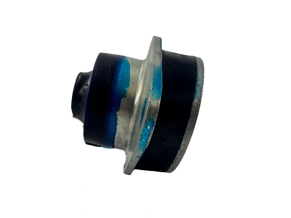 Poly Cabin Motor Bushing IHC M203053 1426204 1902949 3515345C1 ...