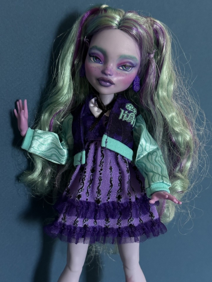 OOAK custom Monster High doll repaint Twyla Boogeyman | eBay