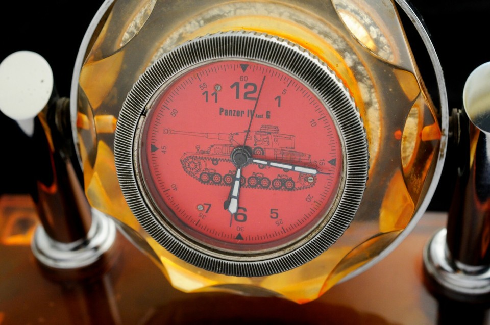 Vintage mechanic Clock Tank German Tank Panzer IV 5 Days Military ...