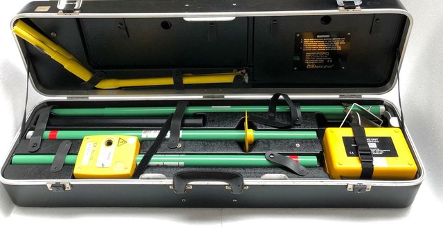 METROHM LLT 11 KV HIGH VOLTAGE LIVE LINE TESTER FULL SET (4) -FREE ...