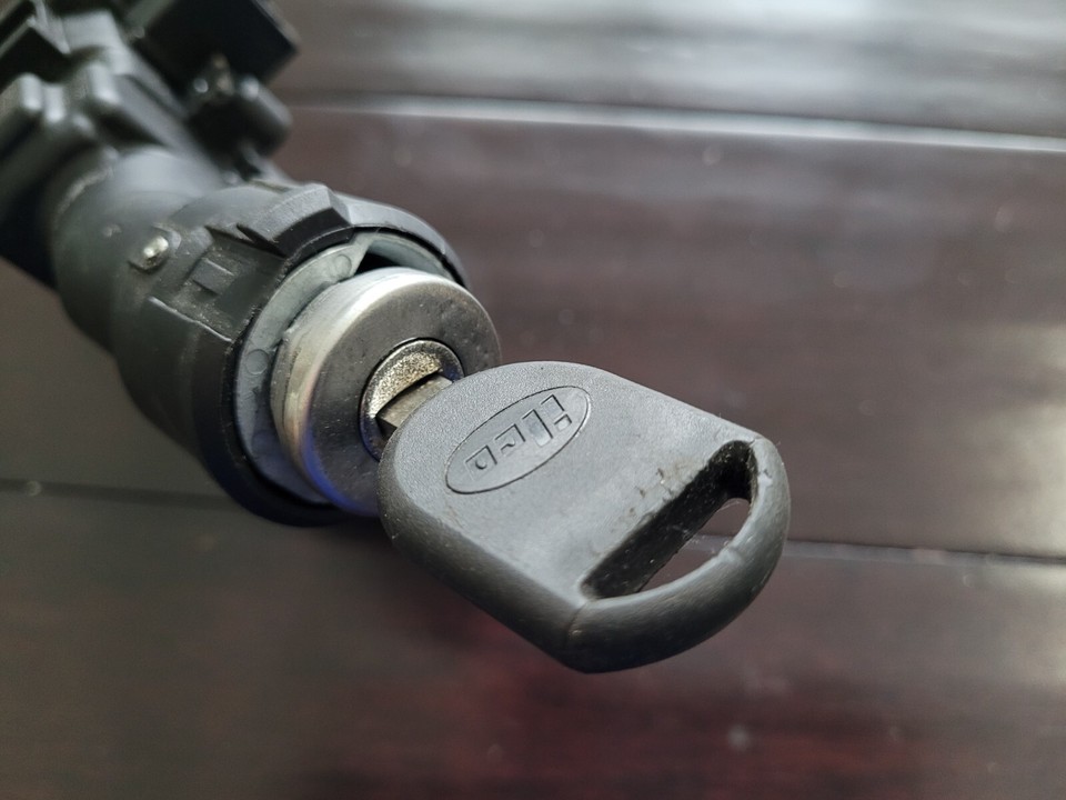 USED 2008-2012 Ford Escape Ignition Switch Assembly w/Original Key | eBay