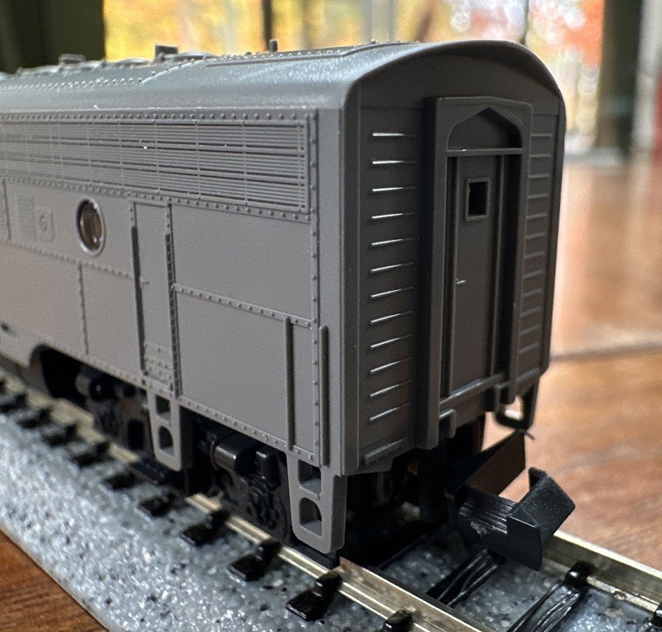 KATO N Scale Loco #176-090 EMD F7-A Single Headlight Undecorated NOS NY ...