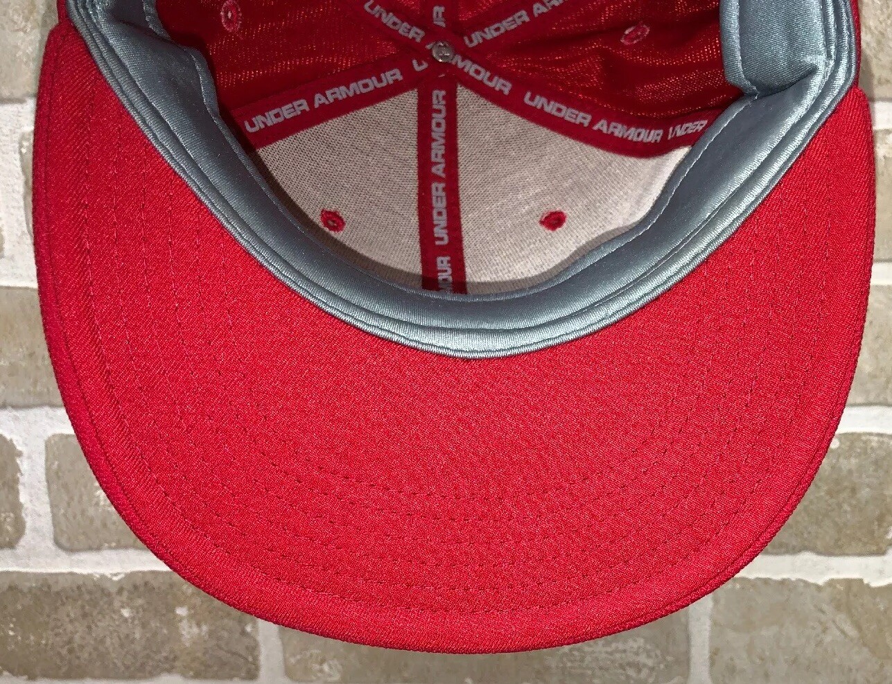 Under Armour UA Red 4 Way Stretch Hat Cap Fitted Size Medium ...