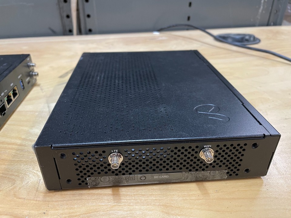 2x Used CheckPoint 1500 Check Point V-81WL Threat Management Devices | eBay