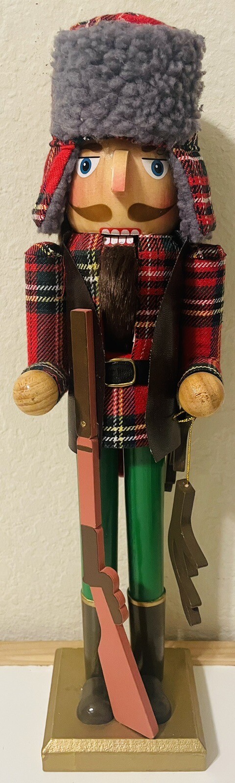 Wooden 15” Hunter Nutcracker Figurine Holding Rifle And Deer Antlers ...