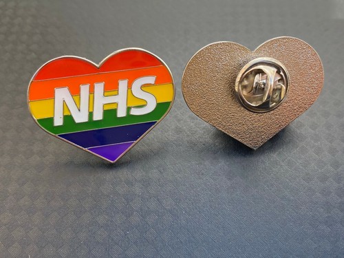NHS BADGE - HEART RAINBOW LGBT NURSE DOCTOR AMBULANCE MEDIC PARAMEDIC ...