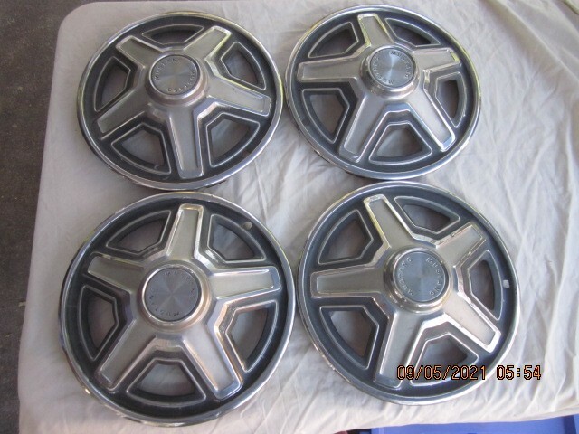 LOT OF ( 4 ) 1969 FORD MUSTANG HUBCAPS (ORIGINAL) | eBay