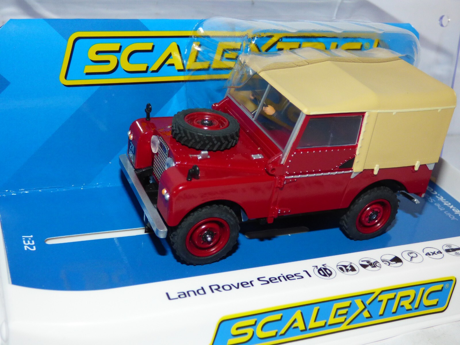 Scalextric Slot Car C4493 Land Rover Series 1 - Poppy Red 1949 - 1 32 ...