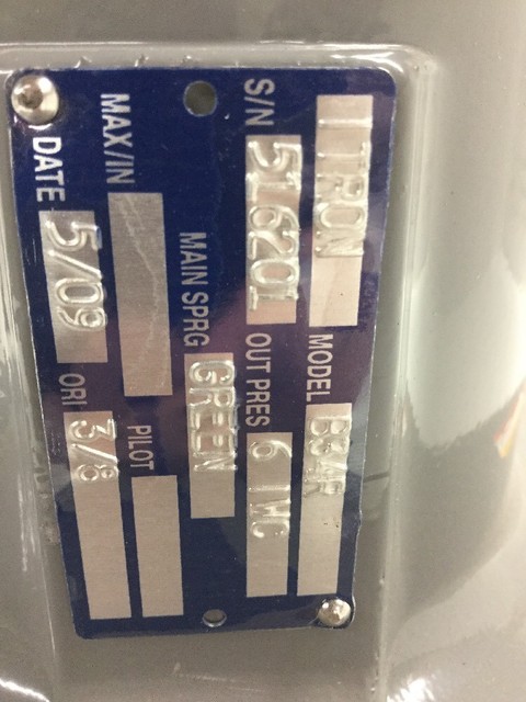 Itron B34R Gas Regulator 2" NPT Thread Outlet Pressure 6iwc Orifice 3/8 ...