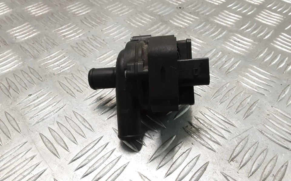 MERCEDES-BENZ R W251, V251 Auxiliary Water Pump A2118350264 3.00 ...