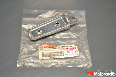 Yamaha genuine new fz1 fz6 fjr1300 2001 - 2013 rear foot rest 2 pn 5lv ...