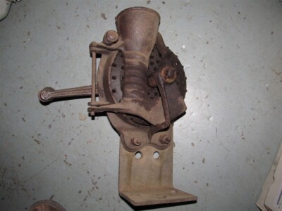 Primitives - Corn Sheller