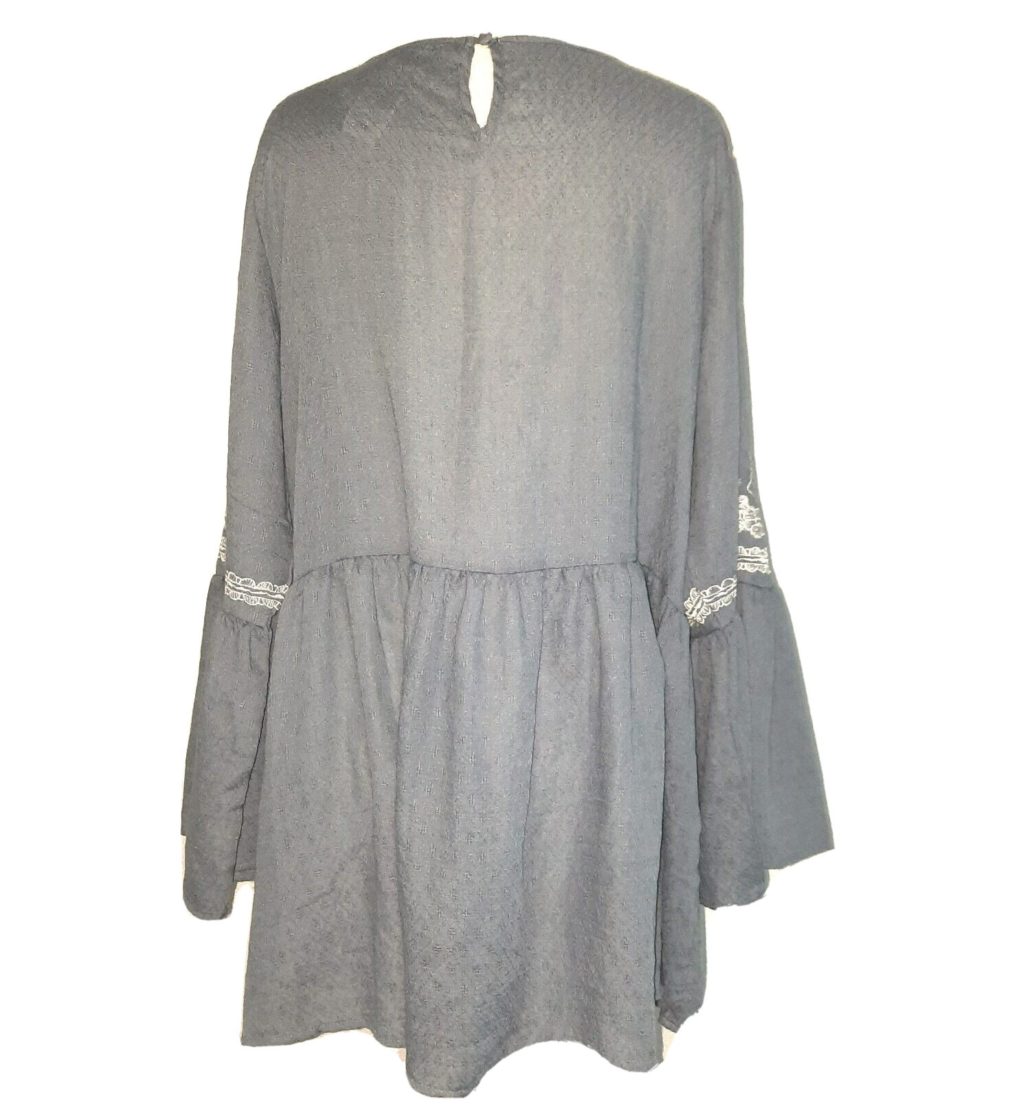 women plus: INDIGO SOUL Embroidery Bell Sleeve Top - Size 2 XL *NEW* | eBay